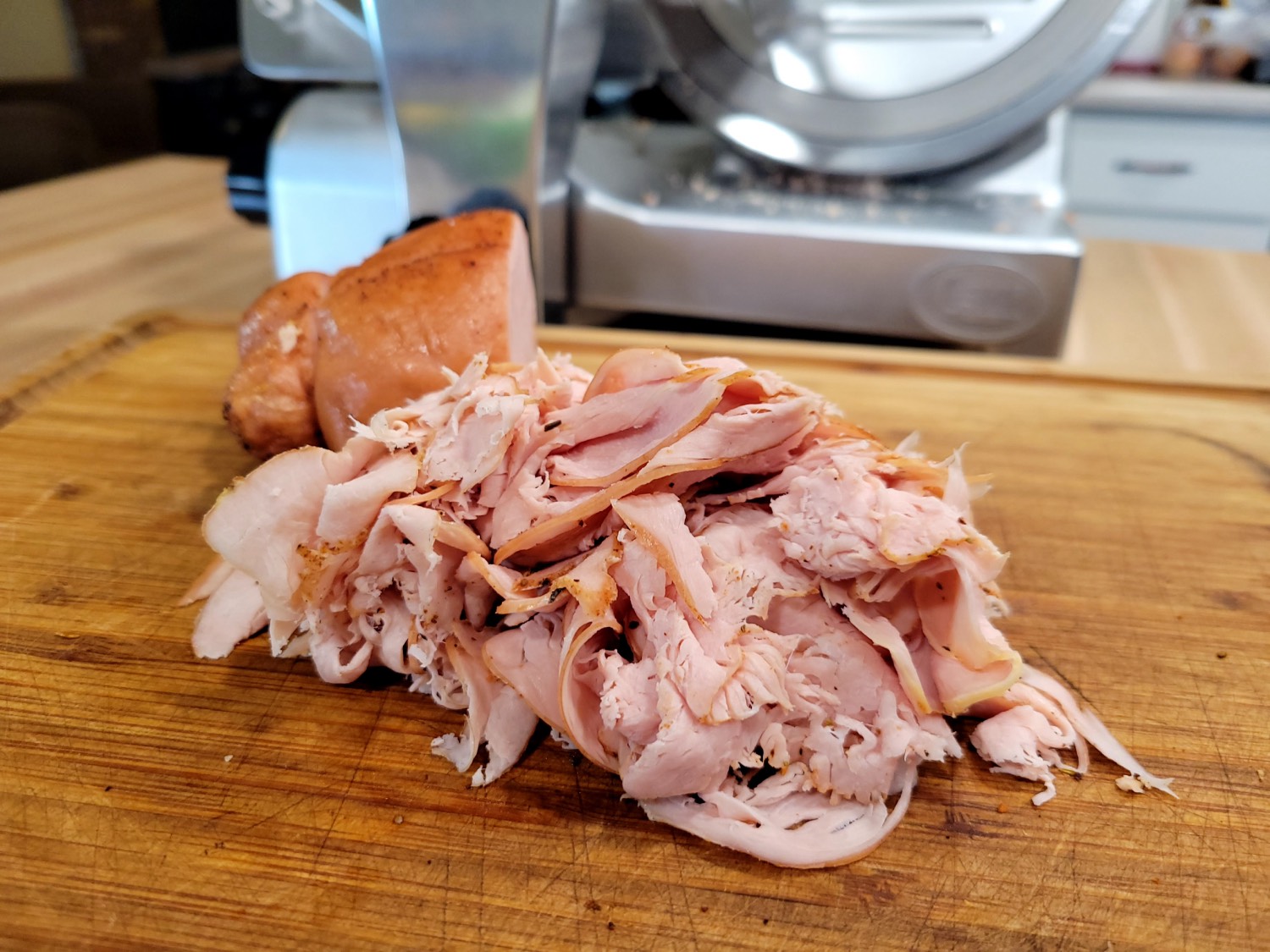 Deli-Style Smoked Wild Turkey Sandwich | Mossy Oak